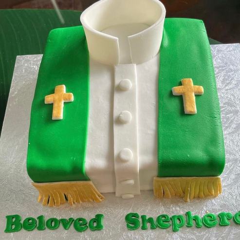 1-TIER SQUARE PRIEST CASSOCK CAKE - 1KG – Rosalind Home Bakes